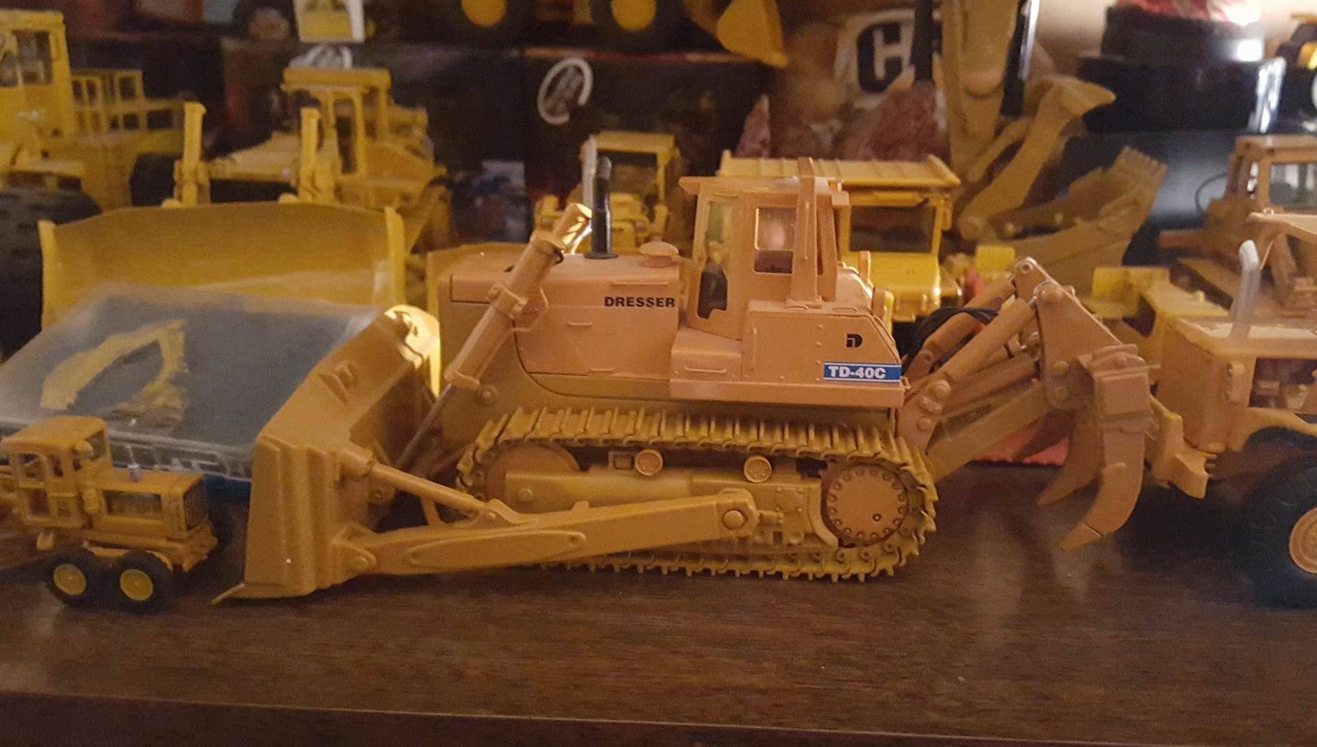 Collector Showcase: Kevin Drennan - Classic Construction Models