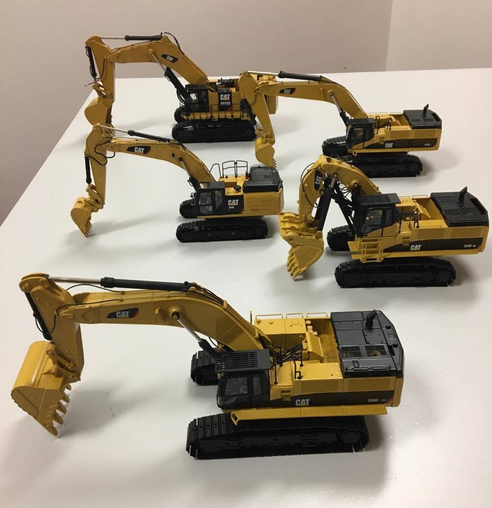 Collector Showcase: John Hellema - Classic Construction Models