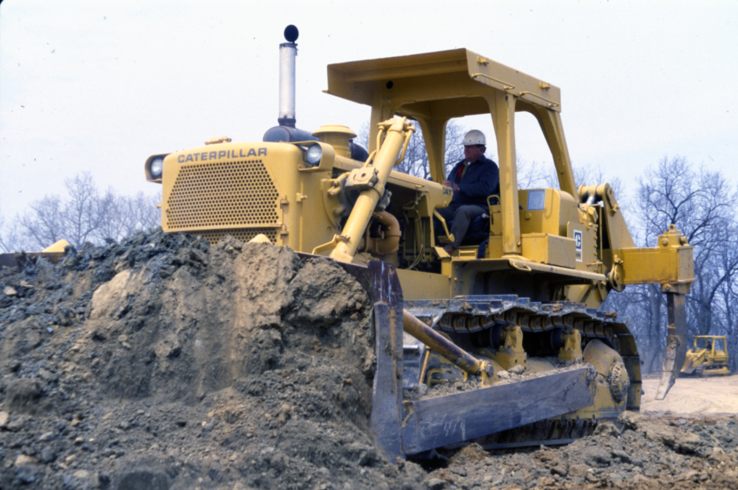 New Model Announcement: Cat® D8K Track-Type Tractor - Classic ...