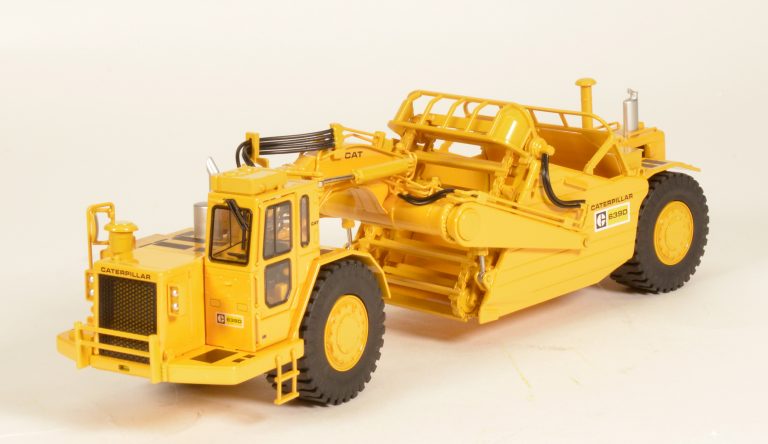 Just In: First Samples of Cat® 633D/639D Elevating Scrapers - Classic ...