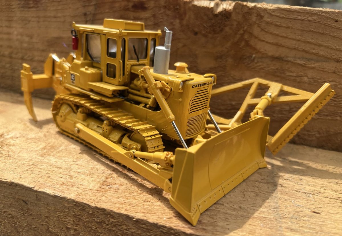 Models & Mods: Graham May - Classic Construction Models